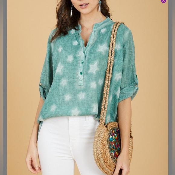 Ornella Paris | Tops | Ornella Paris Green Star Notch Neck Top | Poshmark
